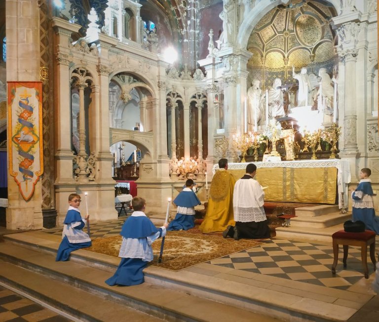 ICRSP – diocèse d'Orléans – Horaires des messes traditionnelles ...